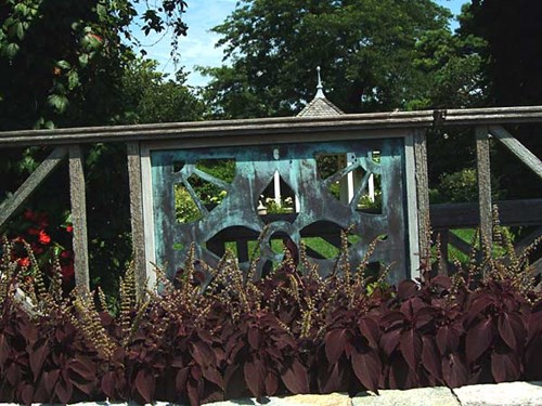 | Plants To Grow Plants Database by Paul S. Drobot